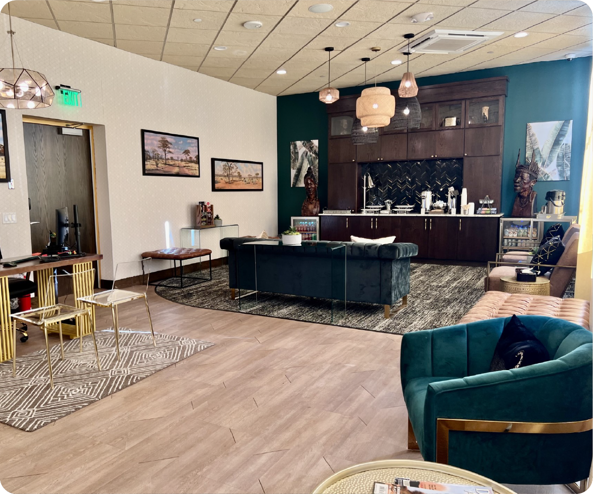 Emerald Lounge | Pennsylvania | Kalahari Resorts & Conventions